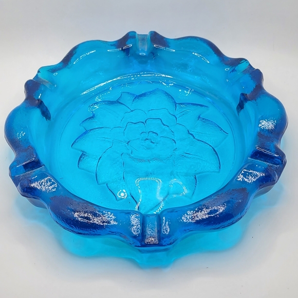 Indiana Glass | Accents | Vintage Tiara Indiana Blue Glass Large Lotus ...
